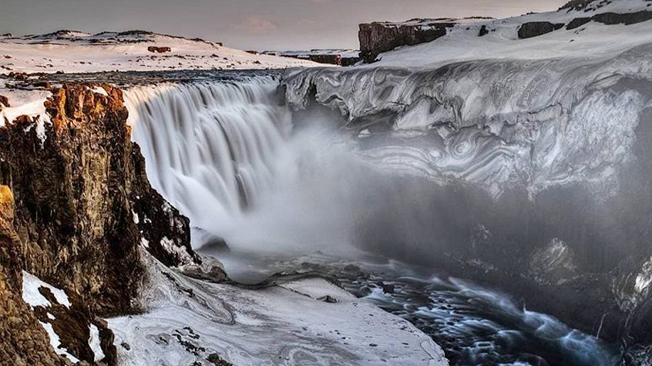 Majestic Cascades: 10 Breathtaking Waterfalls Around the World - Nature ...
