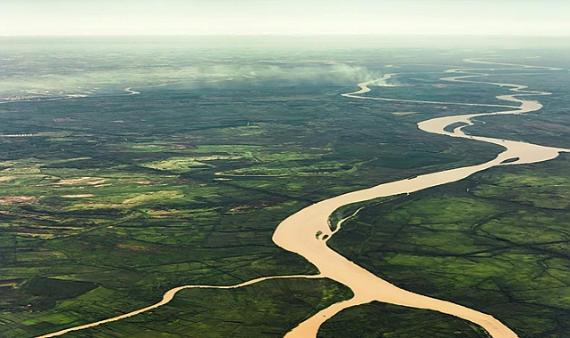 Which River Reigns Supreme? Discover the Top 5 Longest Rivers on Earth ...
