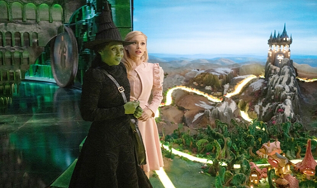 Wicked Returns to Theaters for One-Day Event With First Look at Sequel ...
