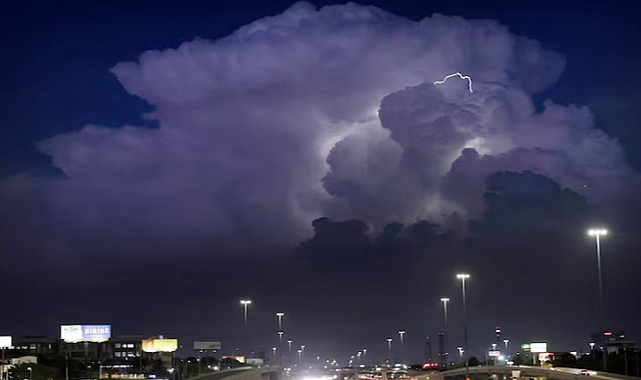Severe Thunderstorms to Sweep Across Texas Tonight: Regions at Highest ...